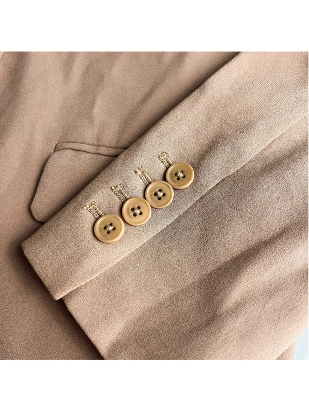 Babaton | Jackets & Coats | Aritzia Babaton Singlebreasted Blazer Tan ...